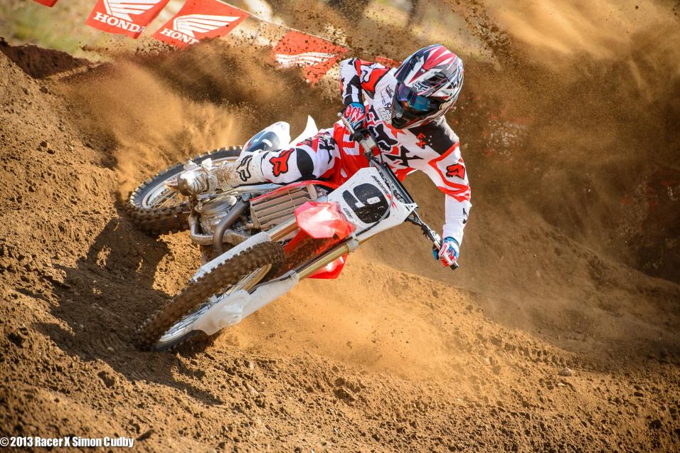 2014 Honda CRF450R Intro - Racer X