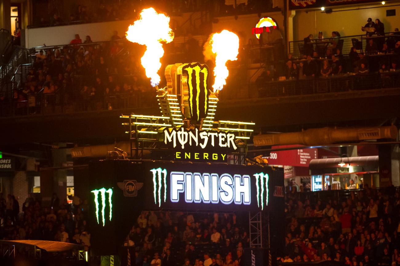 AMA/FIM SX – Δείτε ζωντανά τα δοκιμαστικά στο Oakland – mxin.gr